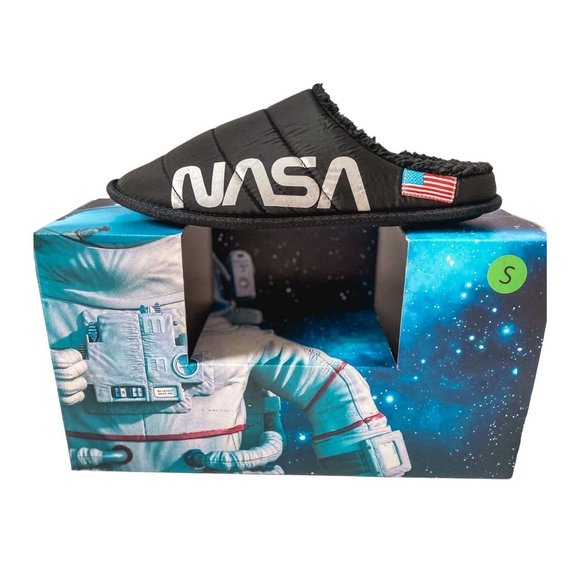 Space Age | Shoes | Nasa House Slippers Space Ozone Black Mens Memory ...